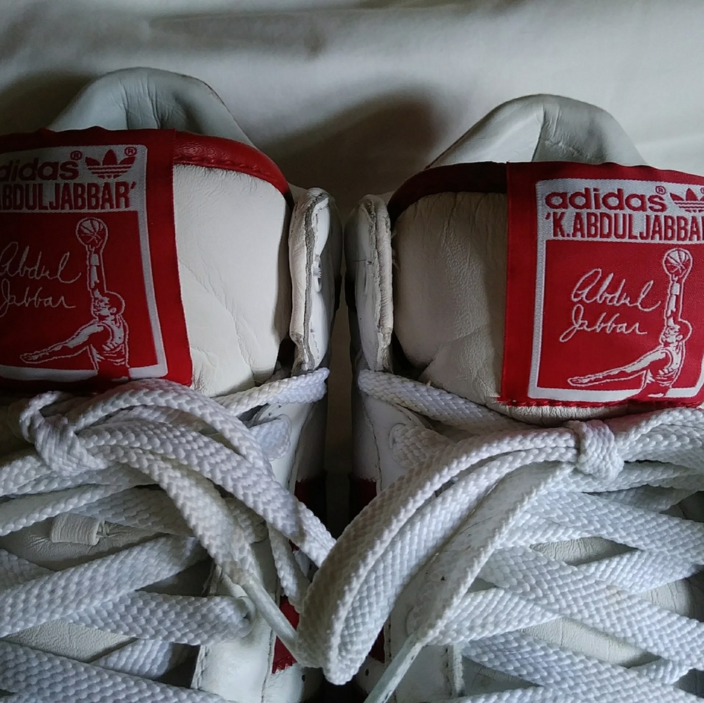 Rare Adidas Vintage Kareem Abdul Jabar Basketball - Gem